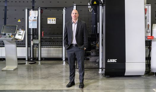 Manufacturer of flat glass processing machinery in Austria - LiSEC.com