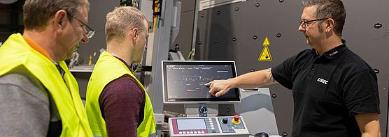 Manufacturer of flat glass processing machinery in Austria - LiSEC.com