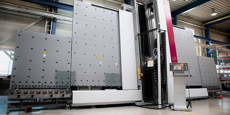 Manufacturer of flat glass processing machinery in Austria - LiSEC.com